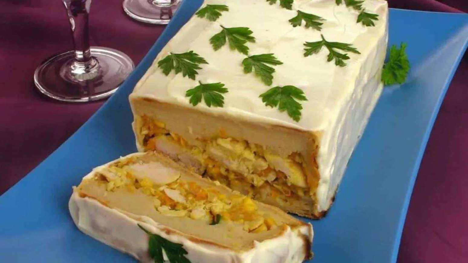 Torta fria de frango com maionese: como fazer a versão cremosa