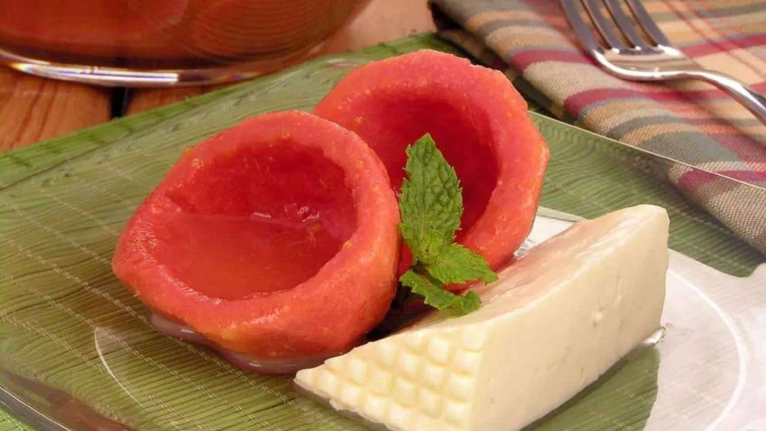 Doce de goiaba com queijo: aprenda a receita tradicional