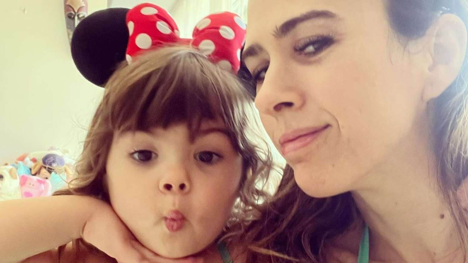 Quase passa a mãe! Tata Werneck posa com a filha e tamanho impressiona