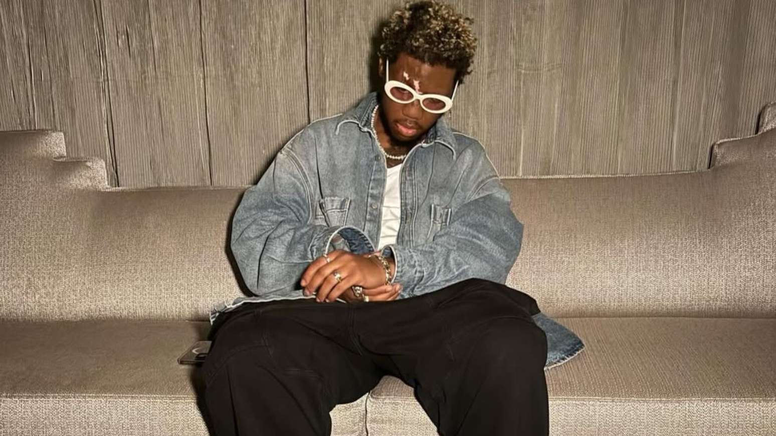 Rapper OG Maco morre após tiro e semanas em coma: o que sabemos?