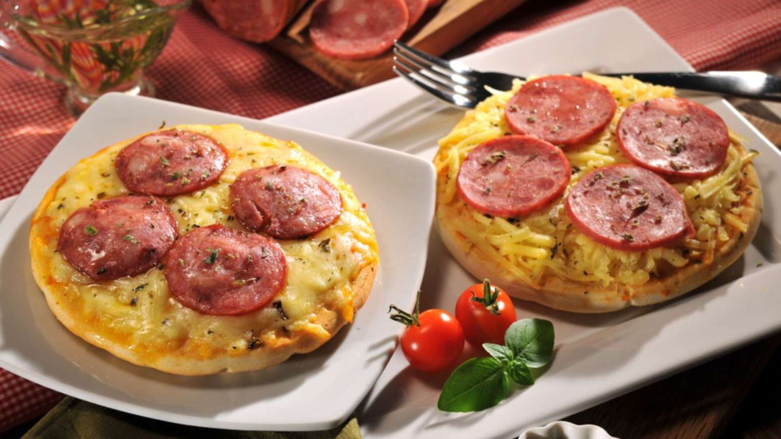Minipizza de calabresa: aprenda a fazer em casa para uma noite da pizza em família