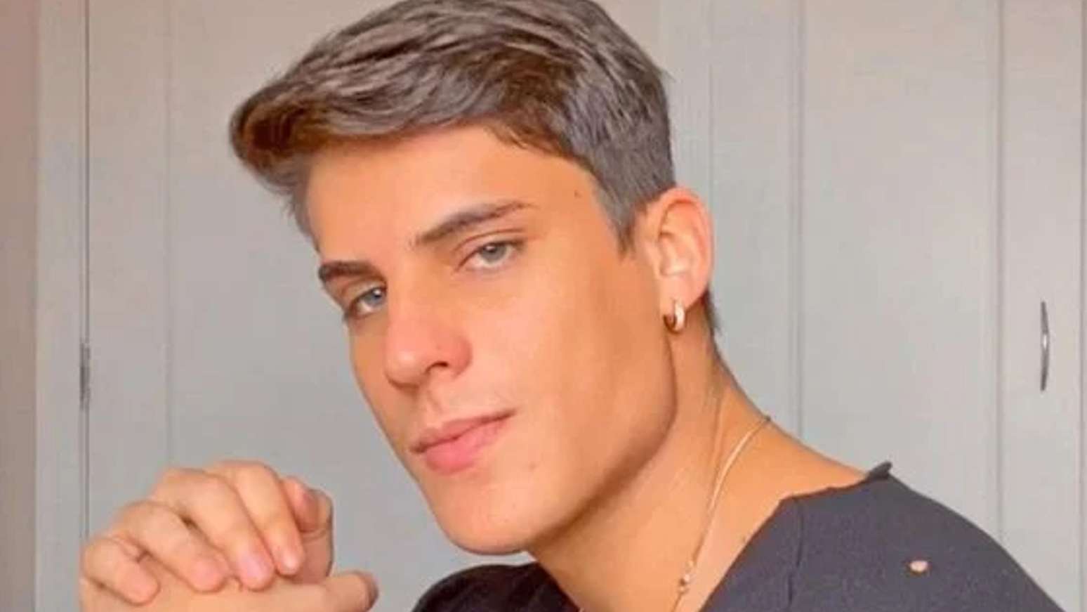 Tiago Ramos se pronuncia após xingamentos a ex e invasão na Europa