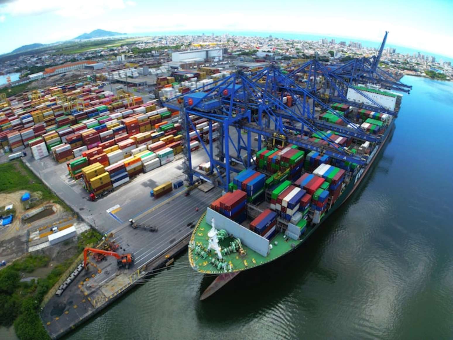 Portonave investe R$ 1 bi em modernização do terminal para retomar ...