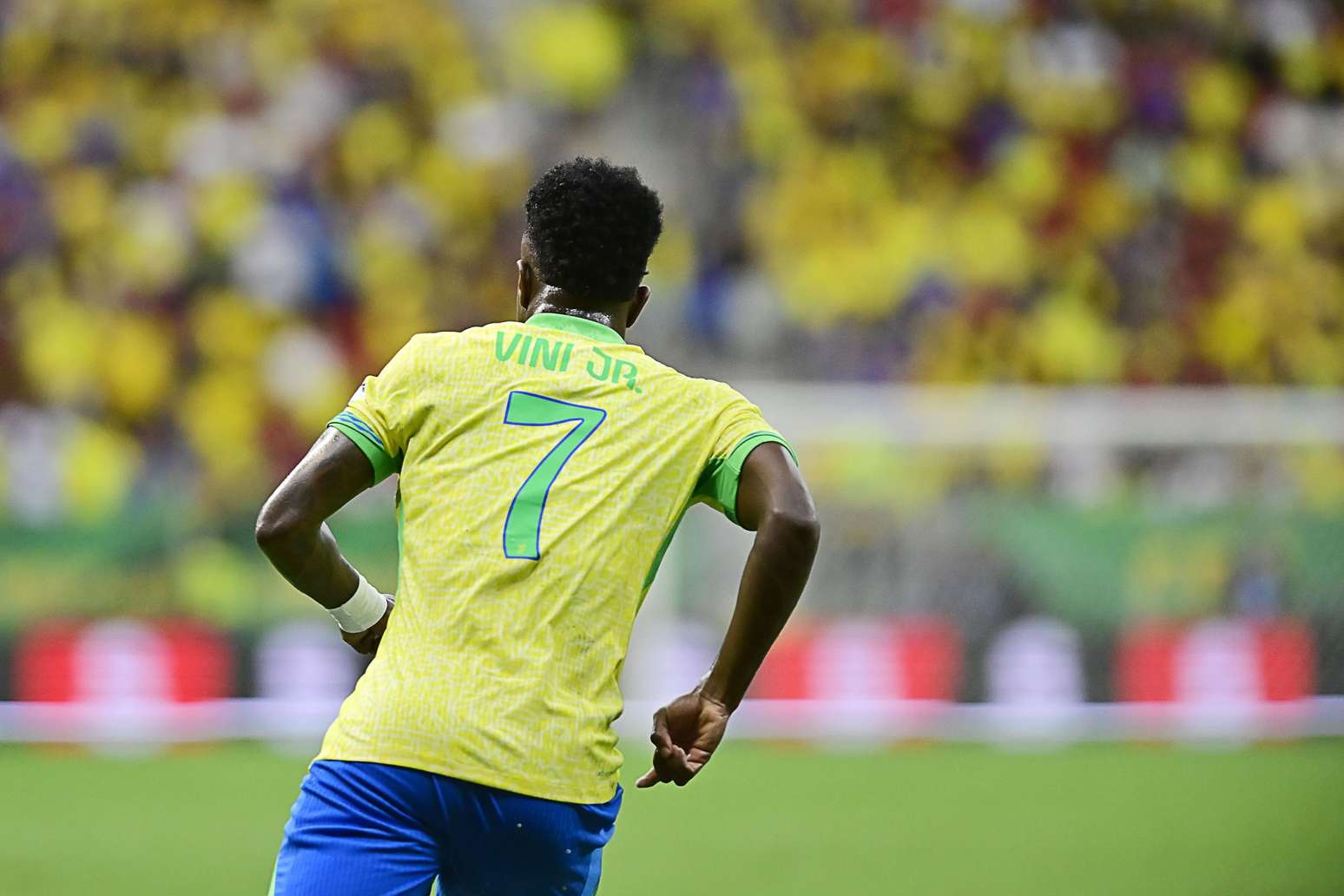 Com golaço de Vini Jr. no fim, Brasil vence a Colômbia e dorme na vice ...