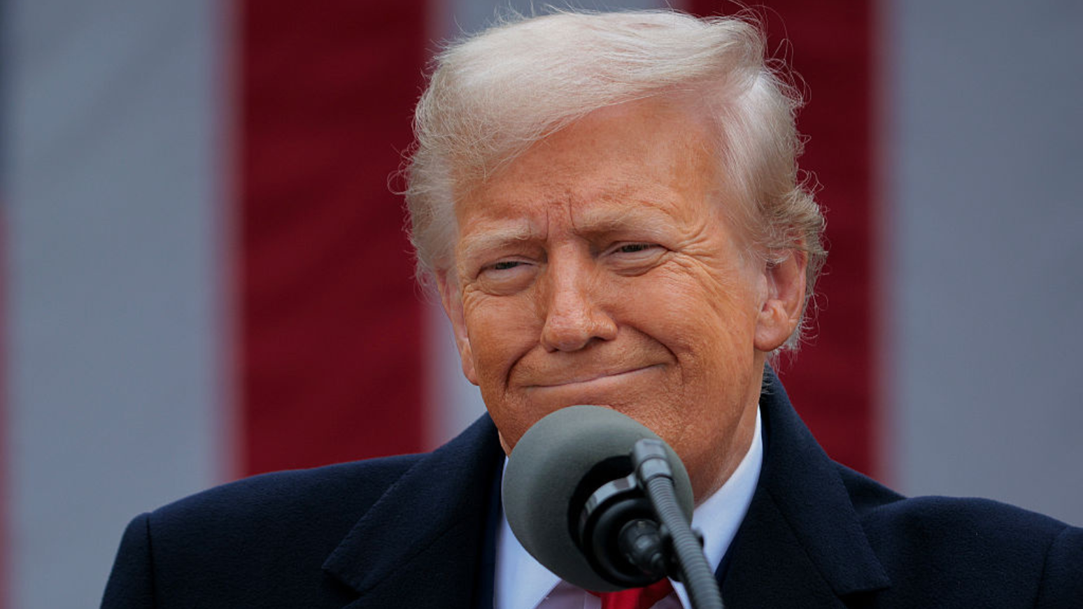 'Tarifaço' de Donald Trump vira meme: 'Nem os parças escaparam'; veja