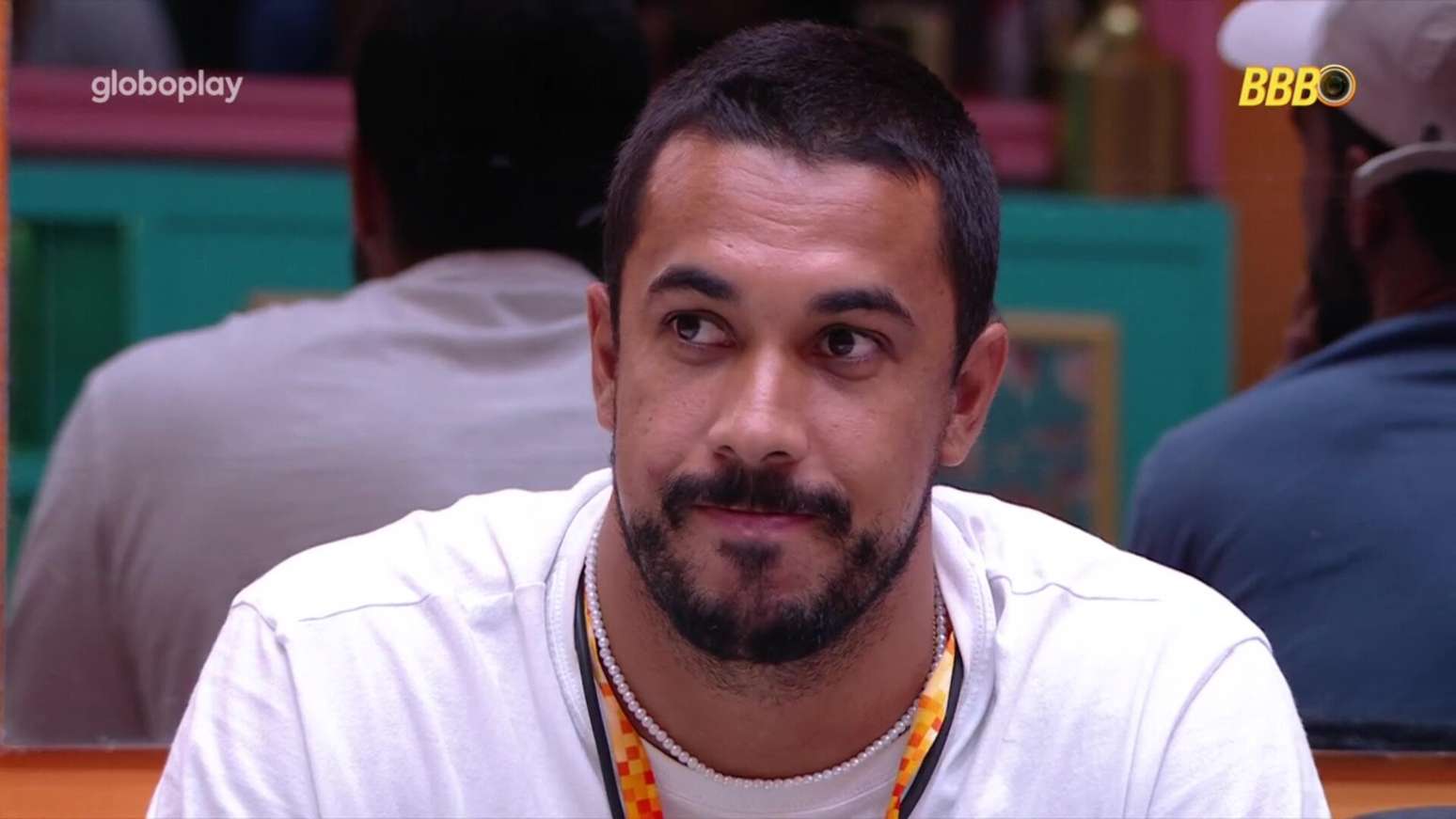 'BBB 25': Maike revê momentos com Renata e admite erro