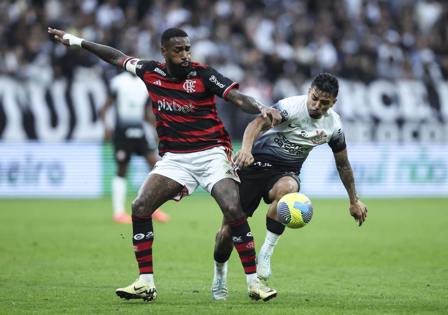 Flamengo x Corinthians: IA crava favorito no duelo pelo Brasileirão
