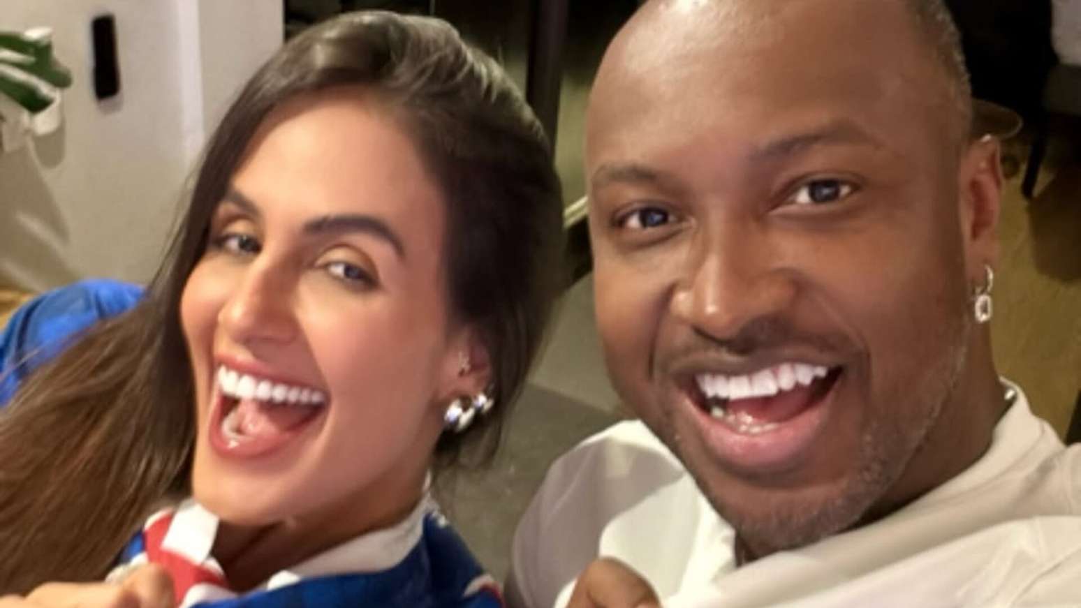 Carol Peixinho exibe barrigão da gestação ao curtir Fernando de Noronha ...