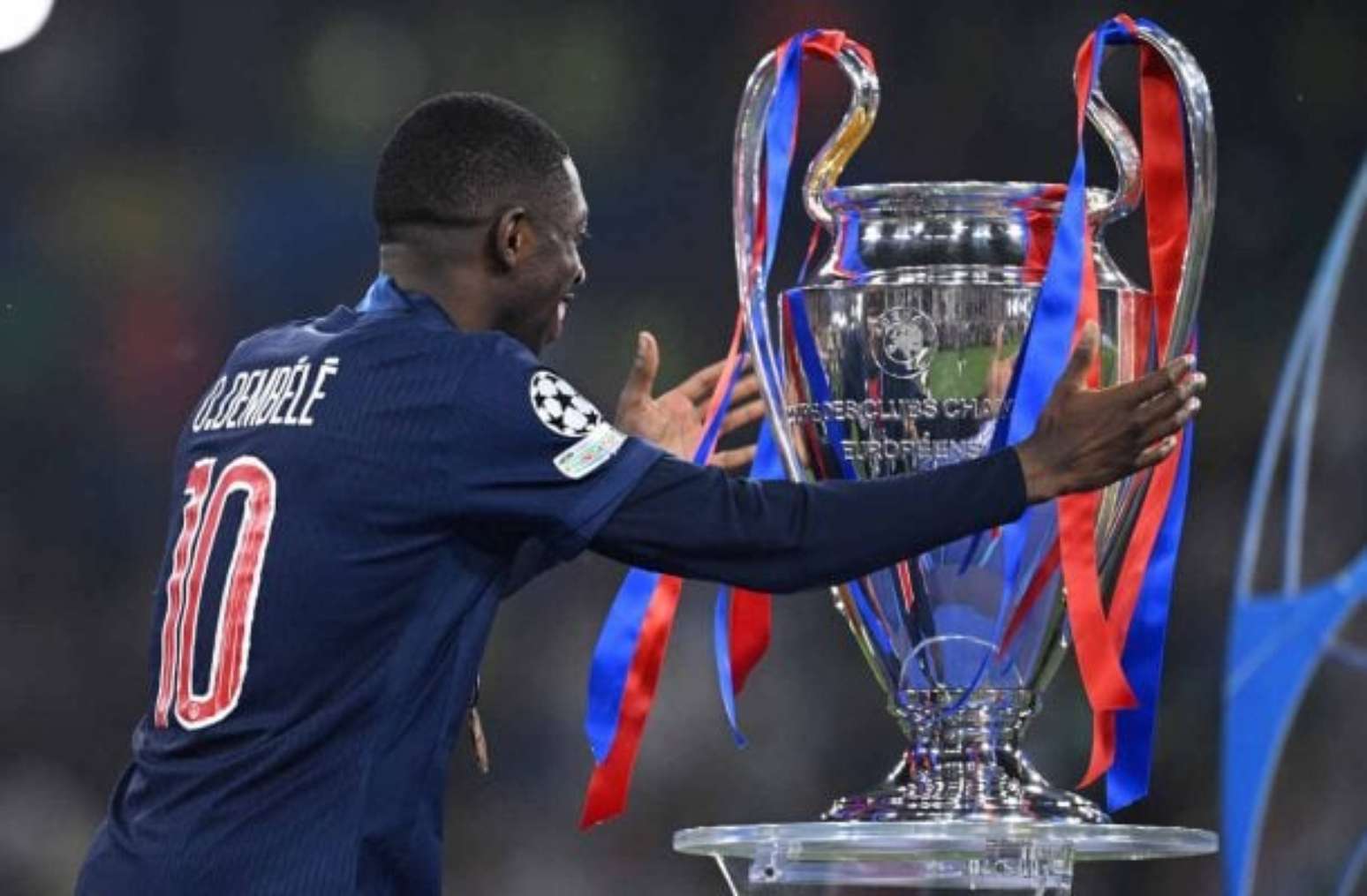 Dembélé é eleito o melhor jogador da Champions 2024/25