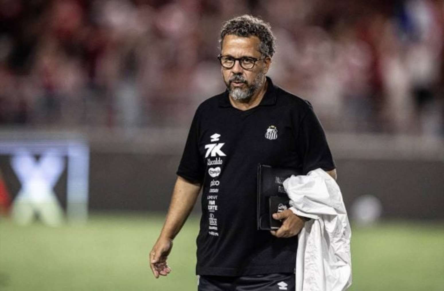 Cléber Xavier cita 'efetividade' do Santos e lamenta suspensão de ...
