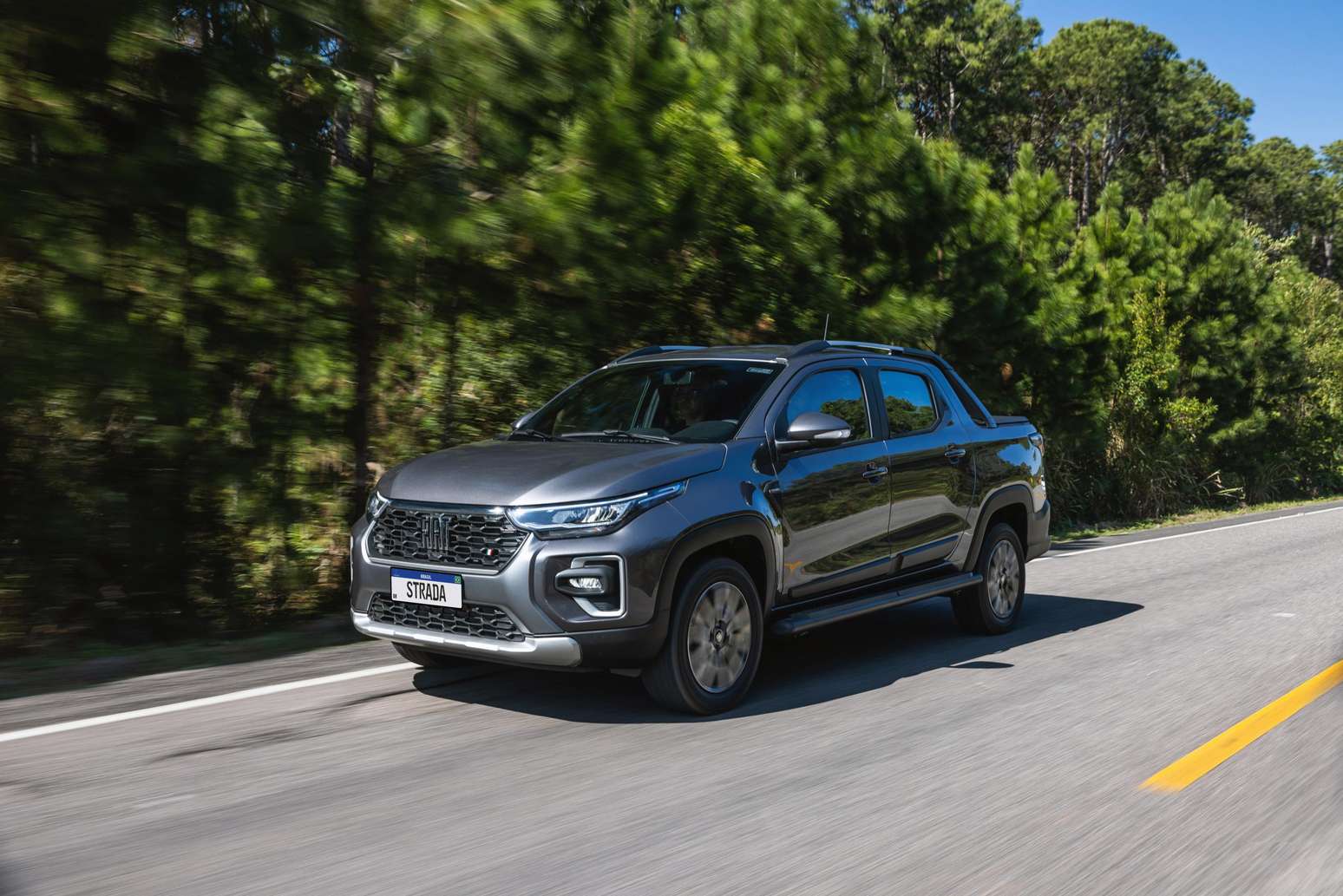 Picapes da Fiat têm até R$ 45,7 mil de desconto para CNPJ; veja preços