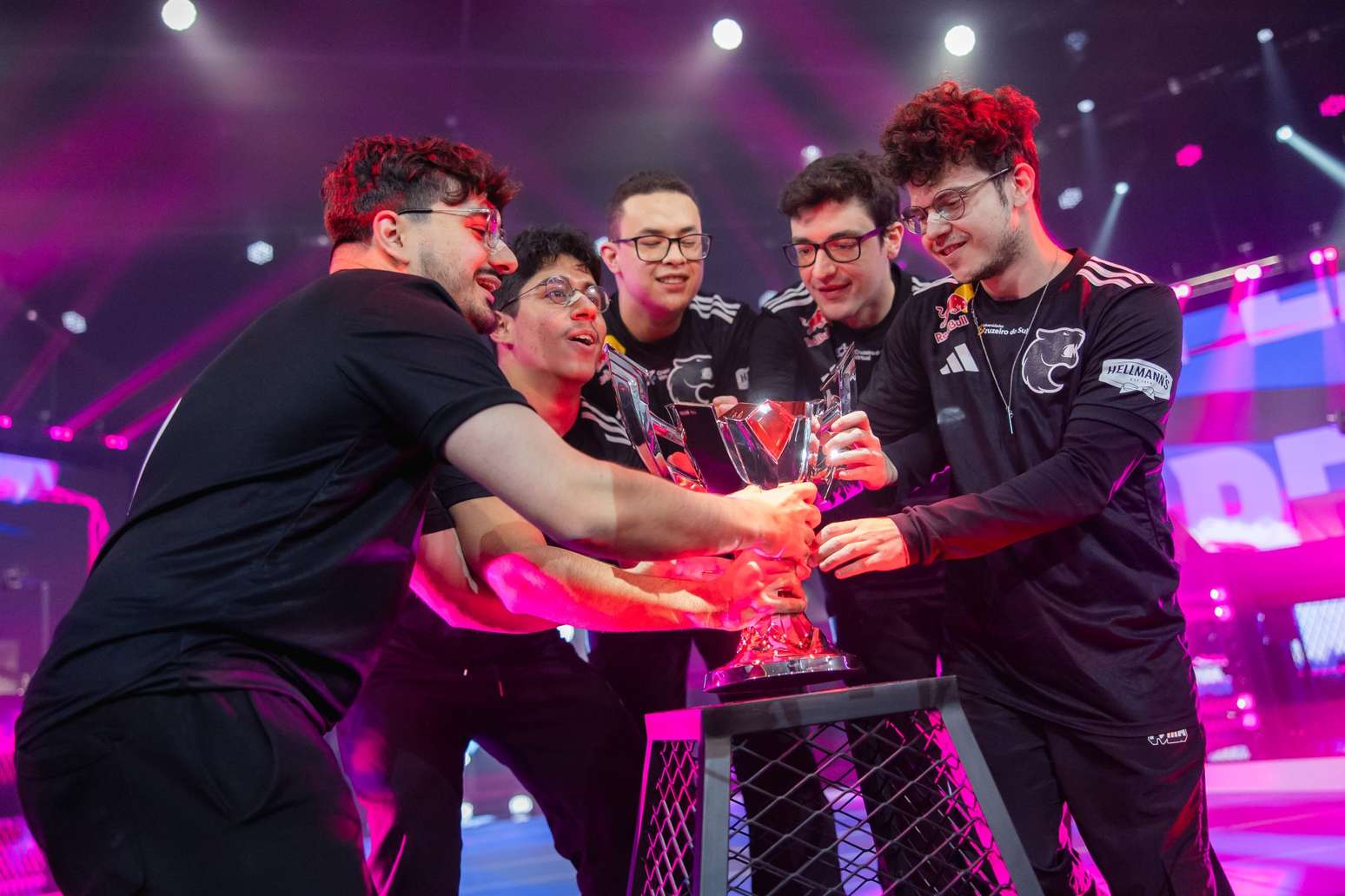 FURIA atropela paiN Gaming e conquista o primeiro título da história da ...