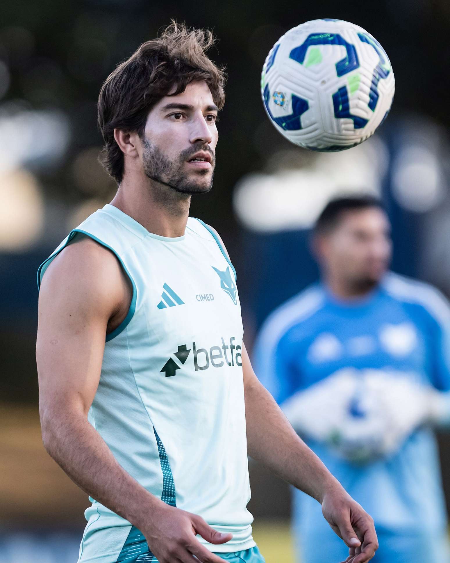 Cruzeiro renova contrato de Lucas Silva até o fim de 2027 e mantém ...