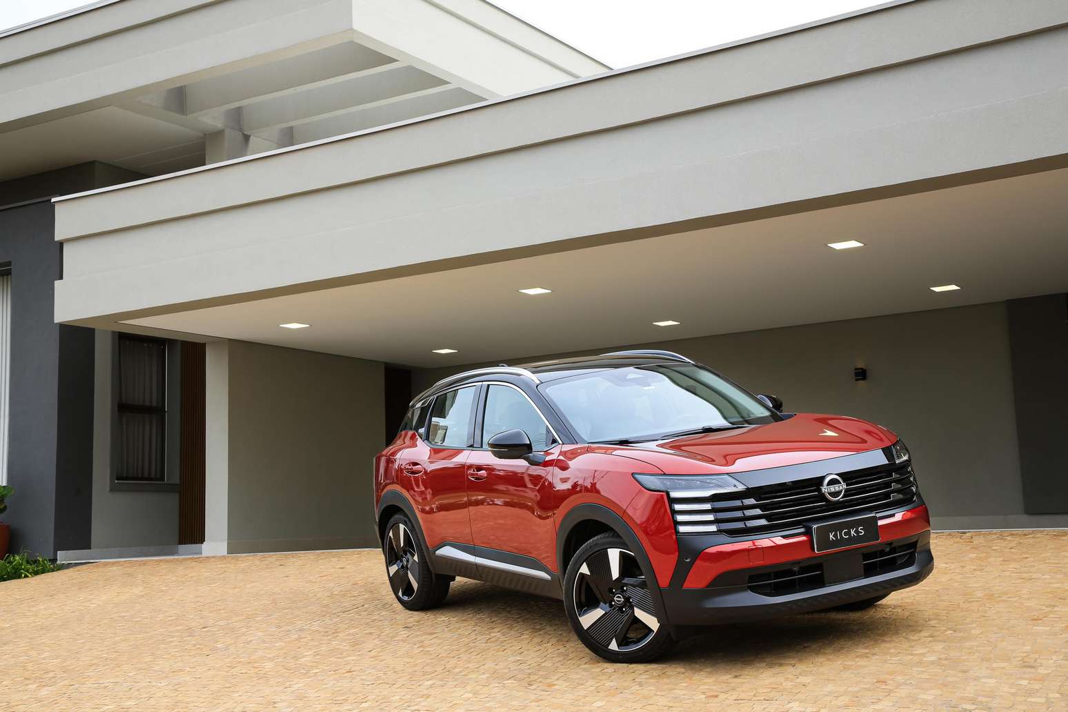 Novo Nissan Kicks 2026: versões, preços, consumo e equipamentos