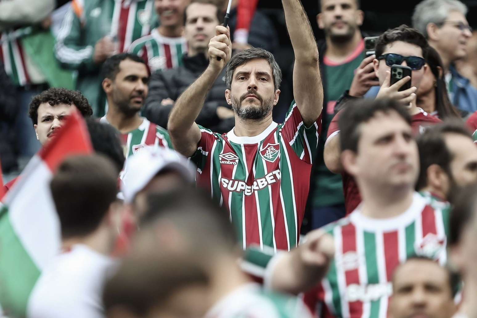 Torcida do Fluminense é sincera antes da partida contra Mamelodi Sundowns
