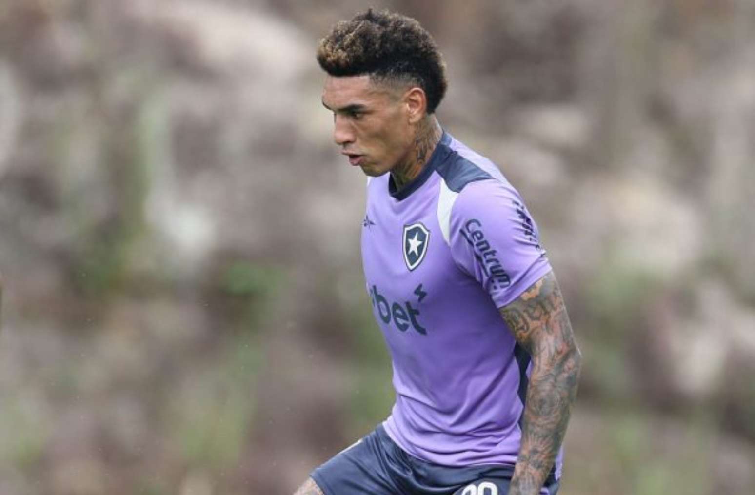 Igor Jesus projeta Palmeiras x Botafogo pelo Mundial: 'Não sinto essa rivalidade'