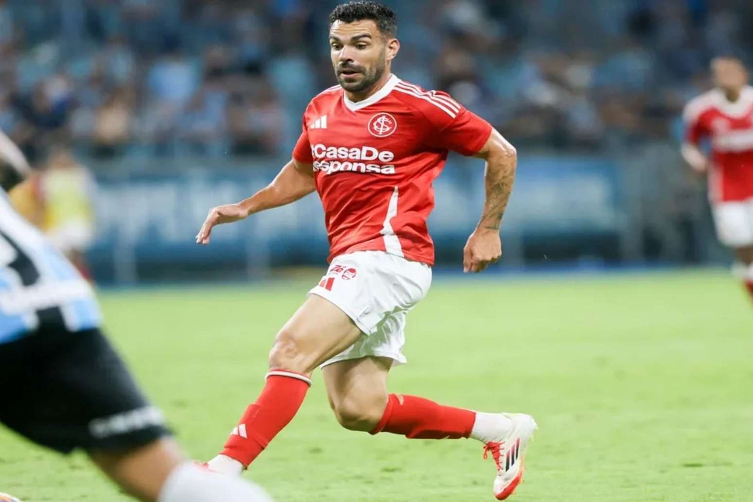 Internacional: atualização sobre o futuro de Fernando, Mercado e Bruno ...