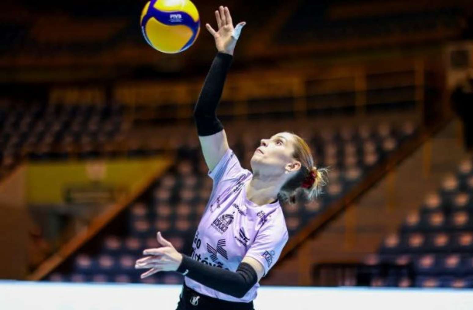 Camila Brait renovada fecha elenco do Osasco