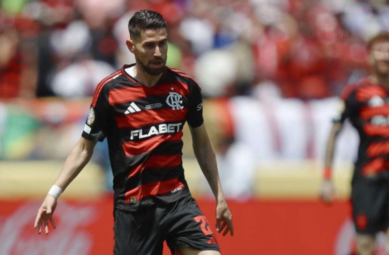 Após brilhar na Europa, Jorginho, do Flamengo, fará estreia no futebol brasileiro
