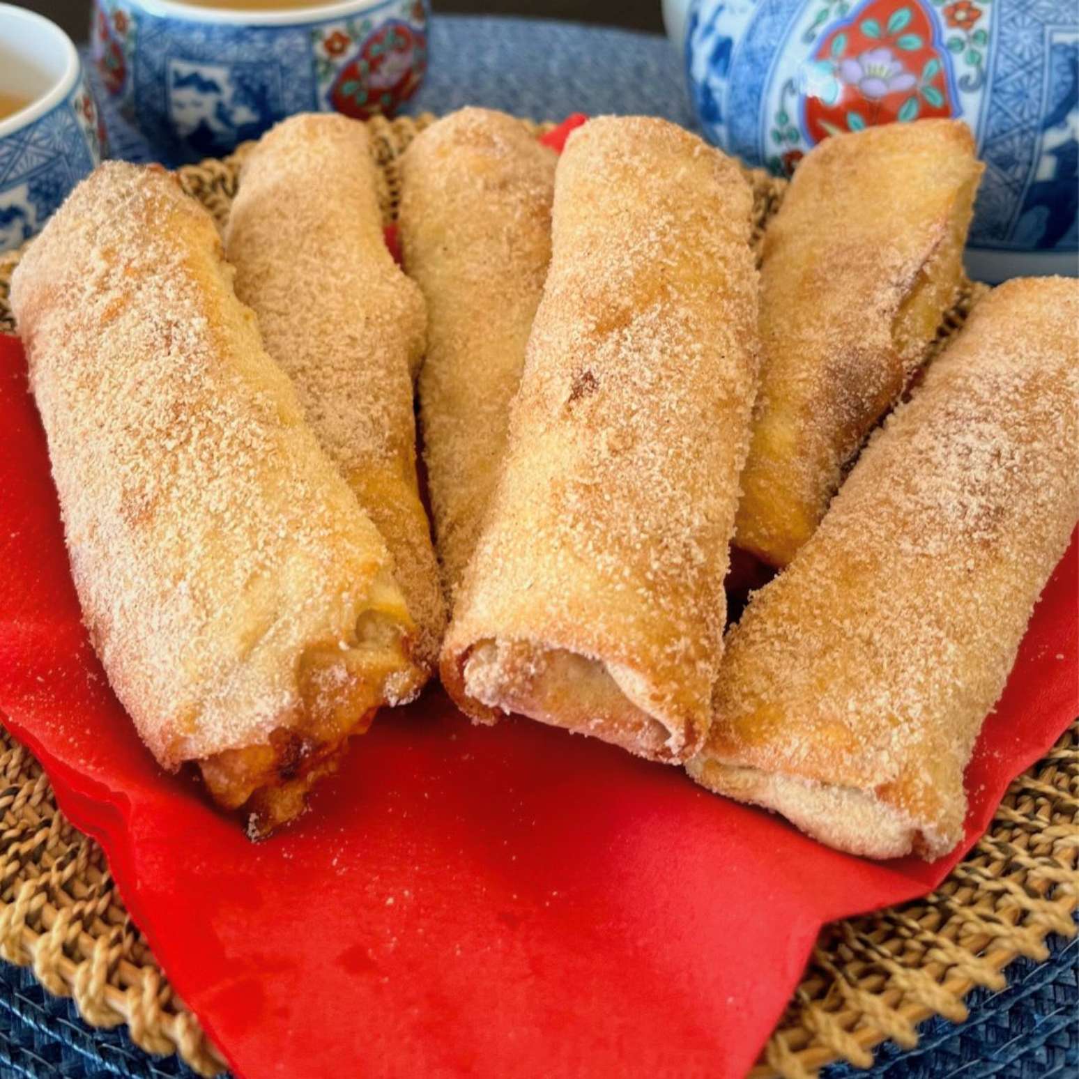 Rolinho primavera de banana na Airfryer: fácil, sem fritar