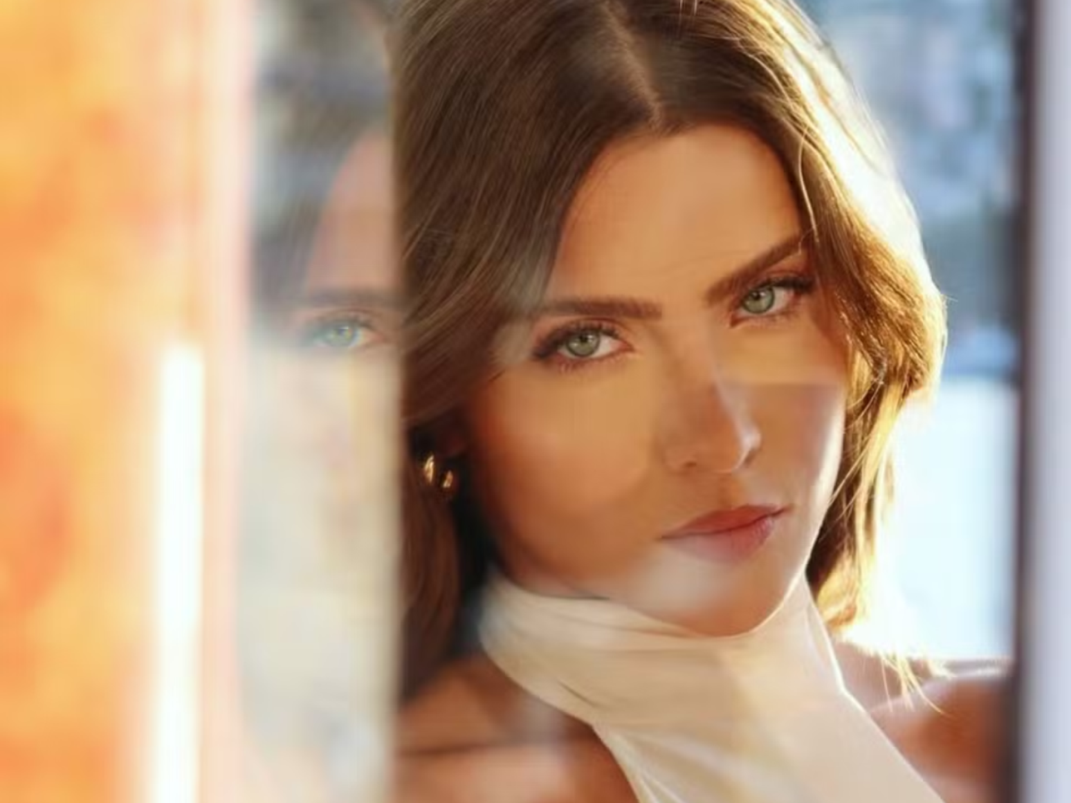 Romance discreto: Jade Picon e André Lamoglia são vistos juntos na praia