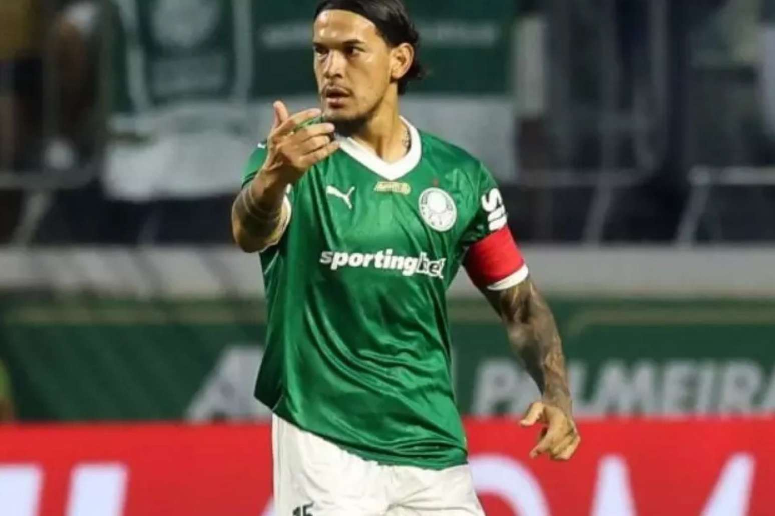 Que moral! Gustavo Gómez se destaca em ranking histórico do Palmeiras