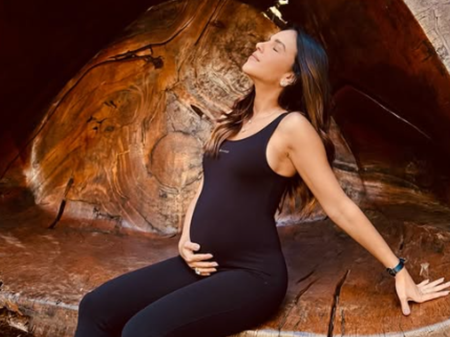 Grávida, Mariana Rios compartilha fotos de viagem em família