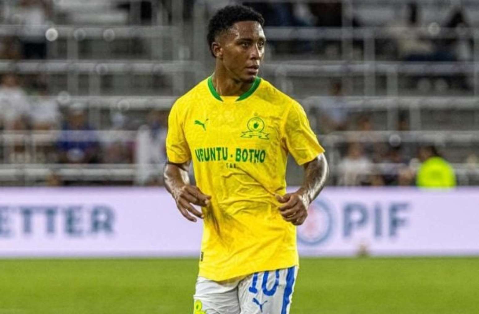 Fluminense monitora meia Lucas Ribeiro, do Mamelodi Sundowns