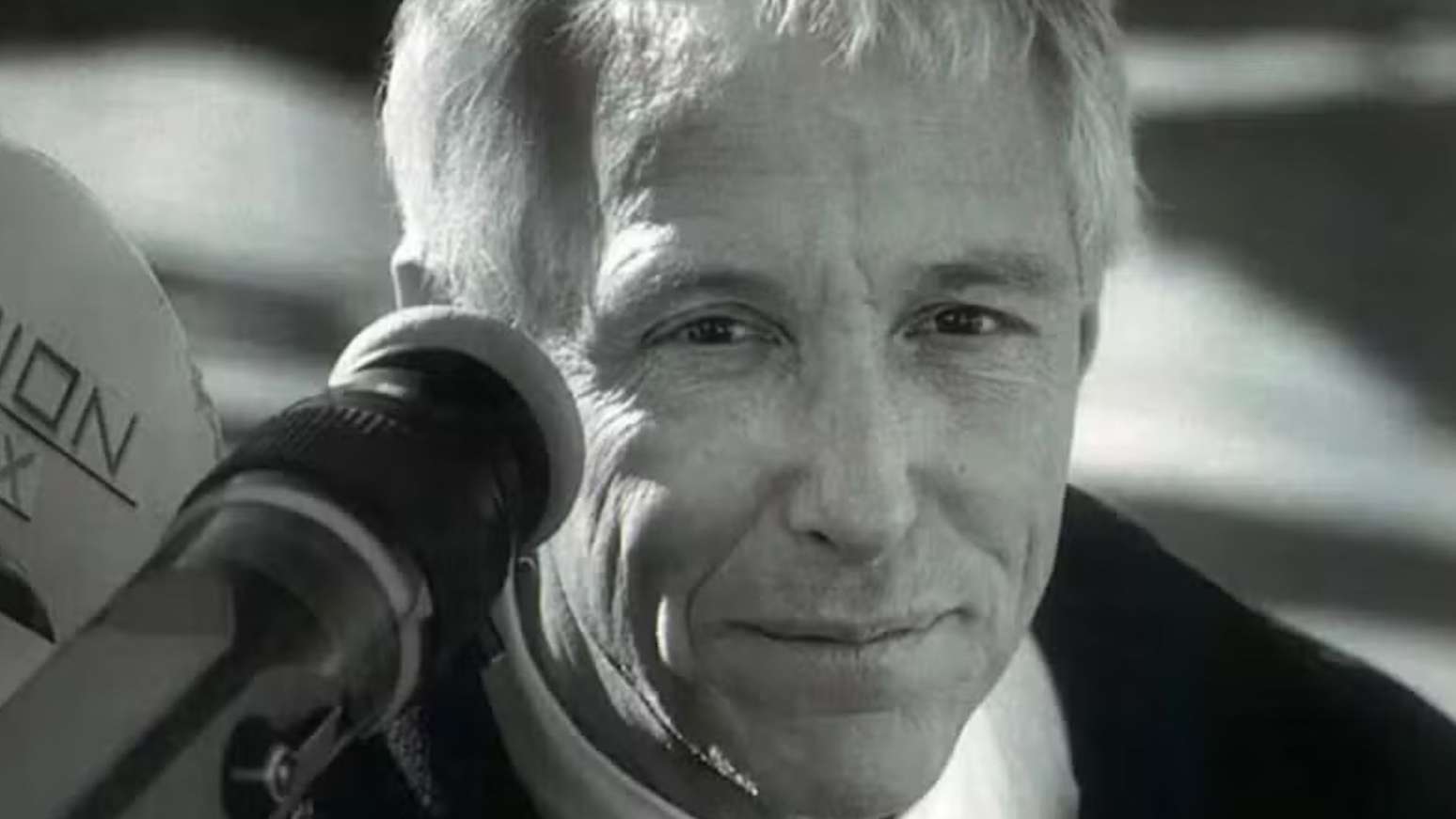 Cineasta Jim Abrahams foi encontrado morto em casa; relembre o caso