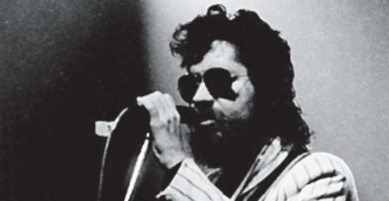 Raul Seixas foi ícone do rock brasileiro; relembre trajetória de sucessos