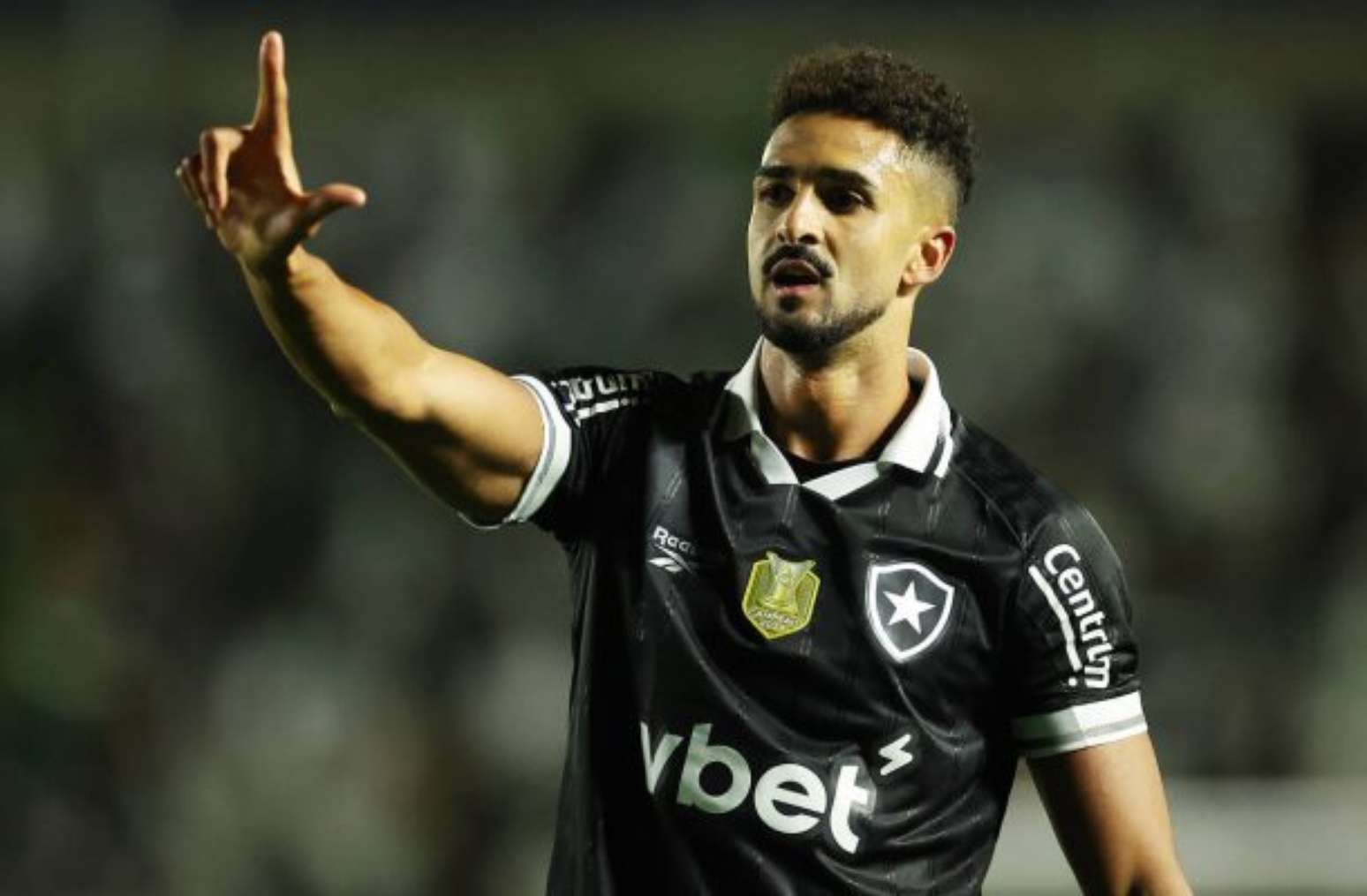 Chris Ramos, após dois gols em estreia pelo Botafogo: 'Tentei mostrar por que vim'