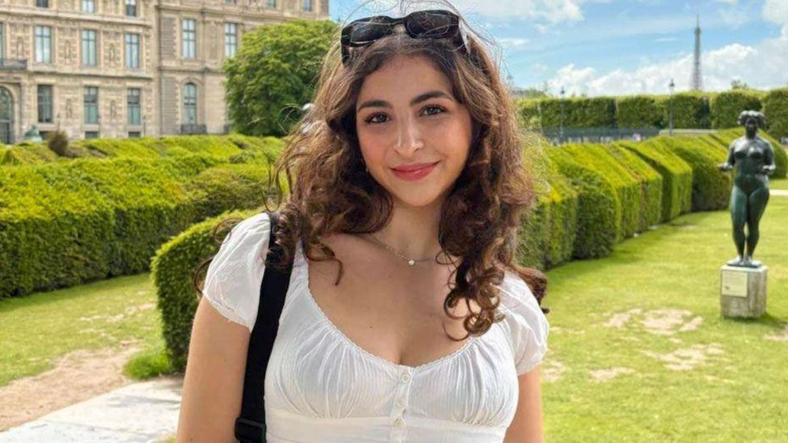 'Minha mãe notou minhas rugas quando eu tinha 23 anos e agora ela me aplica botox regularmente'