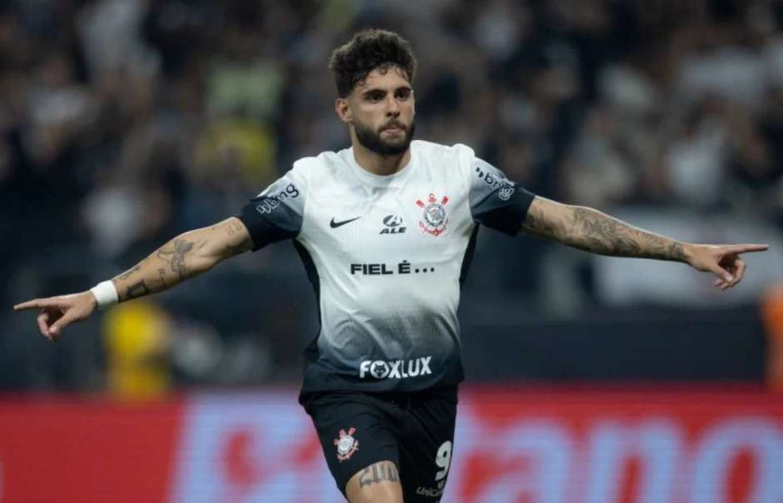 Yuri Alberto volta a treinar e deve ser relacionado para a partida de ...