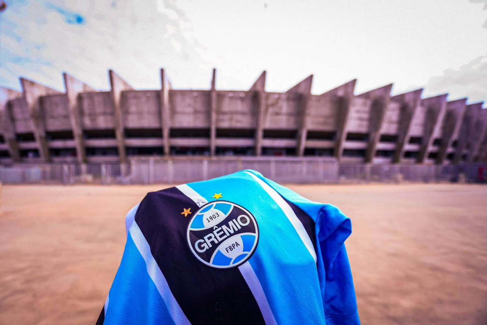 Grêmio confirma chegada de campeão com a Seleção