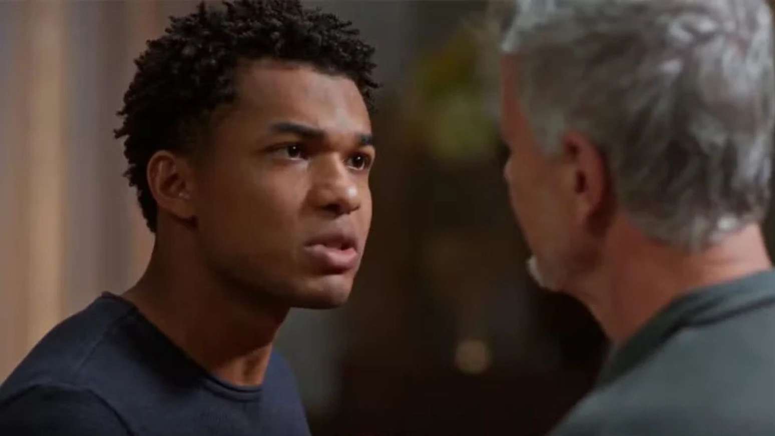 Barraco em 'Dona de Mim'! Jaques debocha de Sofia e Samuel parte para ...