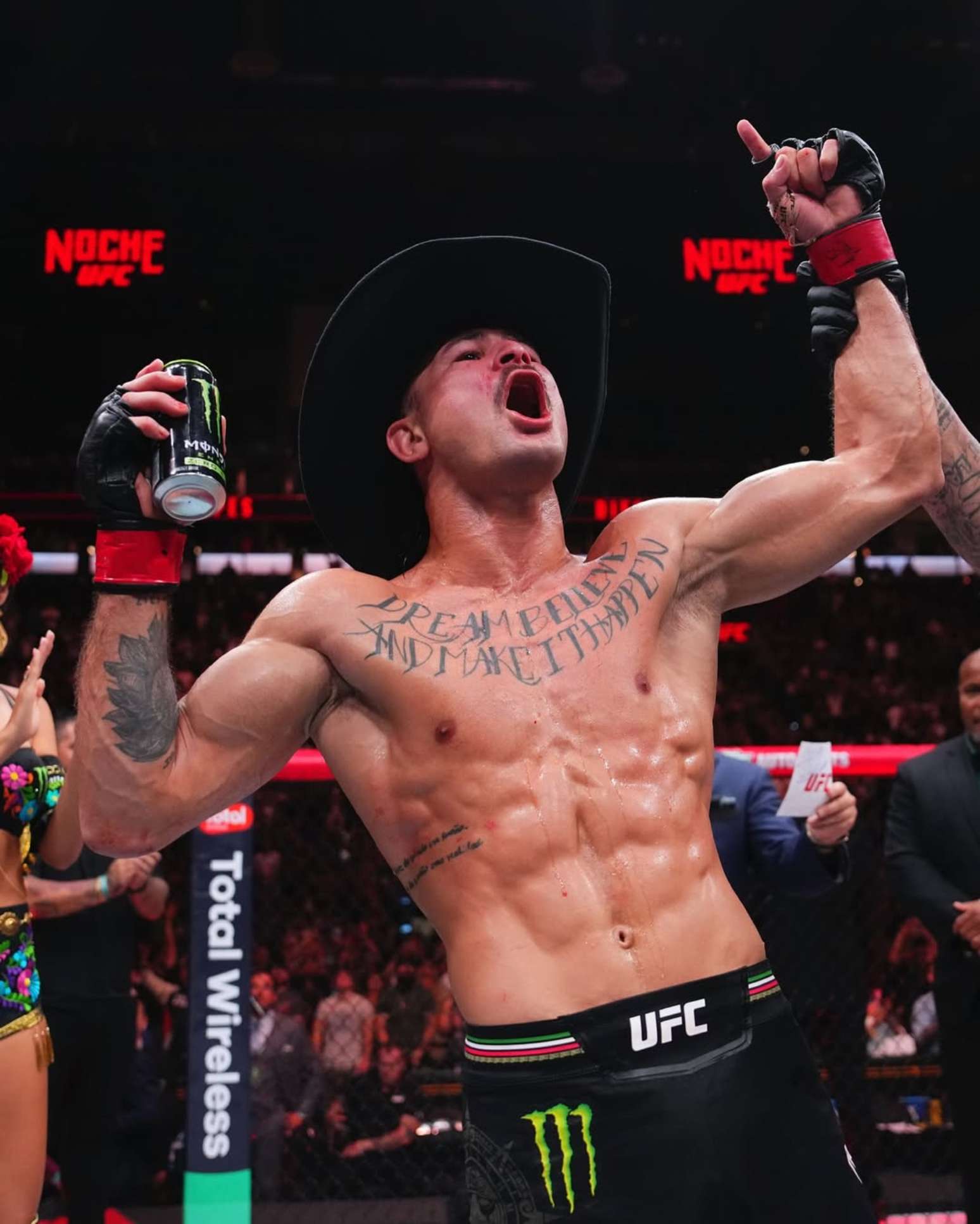 Noche UFC: Diego Lopes consegue nocaute brutal e vence Jean Silva