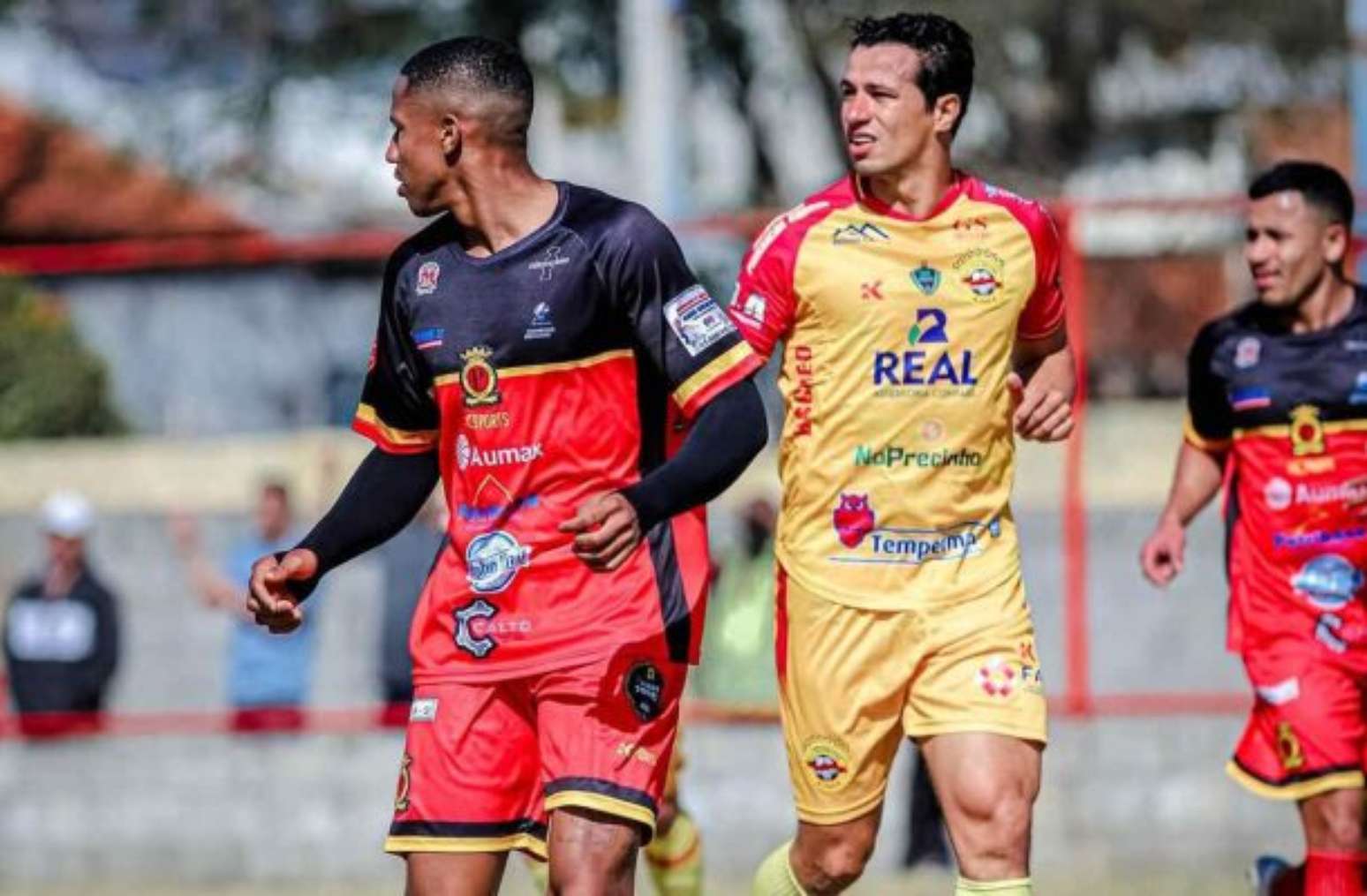 Leandro Damião estreia na várzea e participa de todos gols em goleada ...