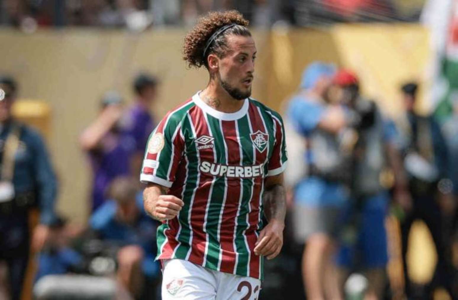 Guga chega a acordo e encaminha renovação de contrato com o Fluminense
