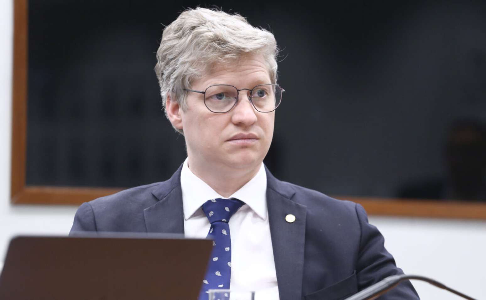 Marcel van Hattem pode ter mandato suspenso após motim na Câmara