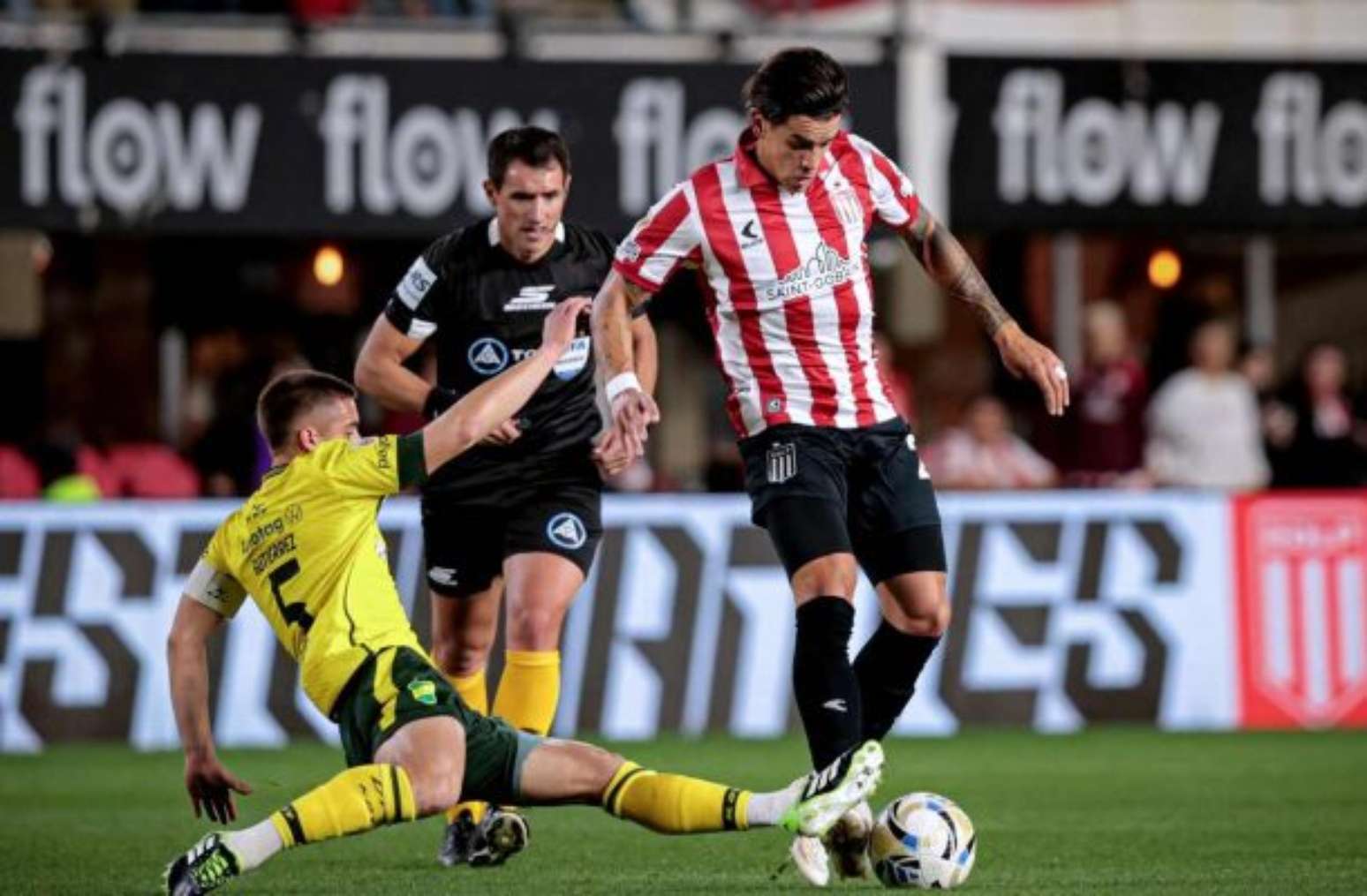 Estudiantes poupa titulares e vence no Campeonato Argentino
