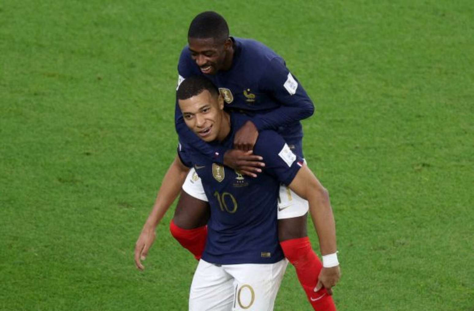 Mbappé parabeniza Dembélé, colega de seleção, pela Bola de Ouro ...