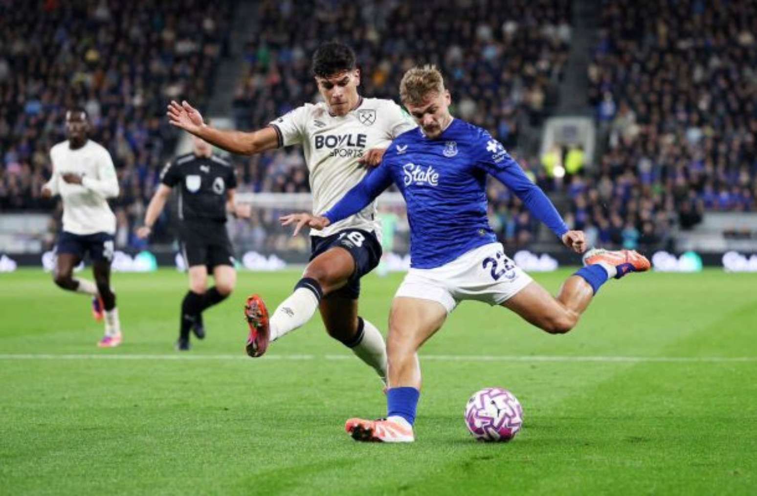 Everton e West Ham ficam no empate pela Premier League