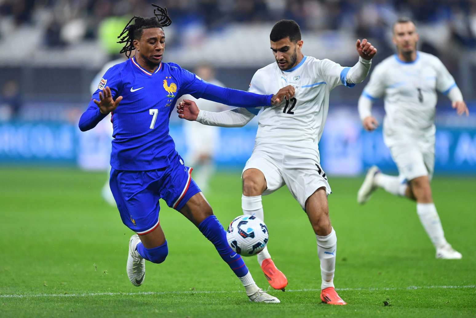 Astros do futebol mundial pedem pela exclusão de Israel de todas as ...
