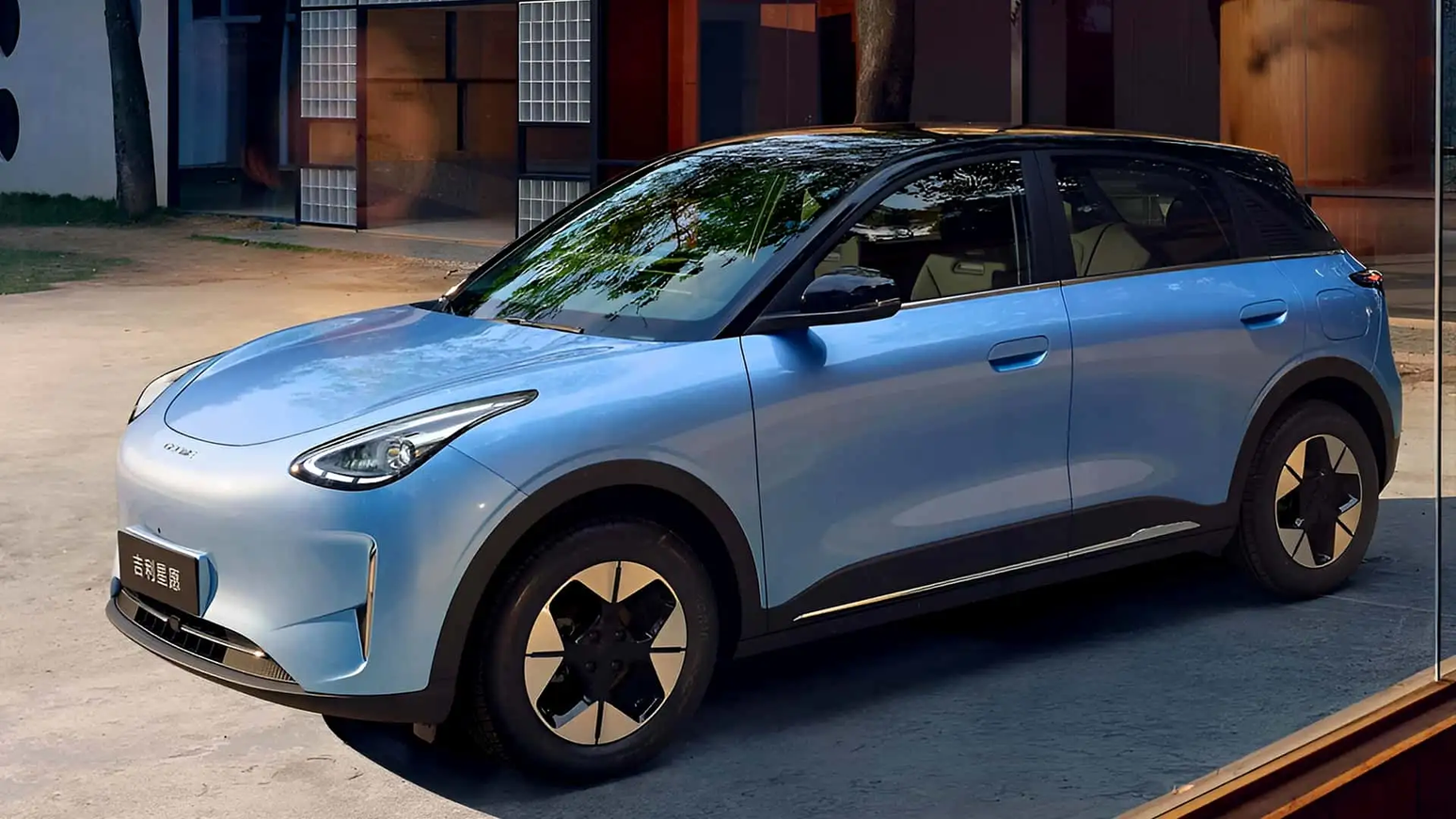 Sucesso de vendas na China, Geely EX2 chegará ao Brasil em novembro