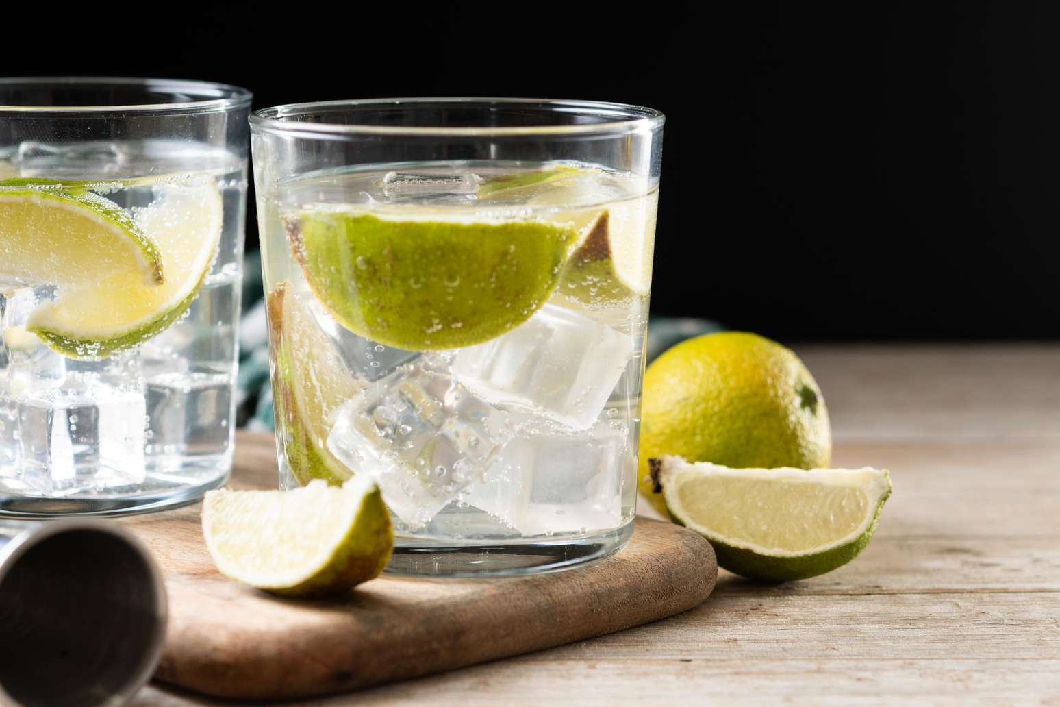 Beber vodca ou cachaça original pode ser antídoto do metanol?