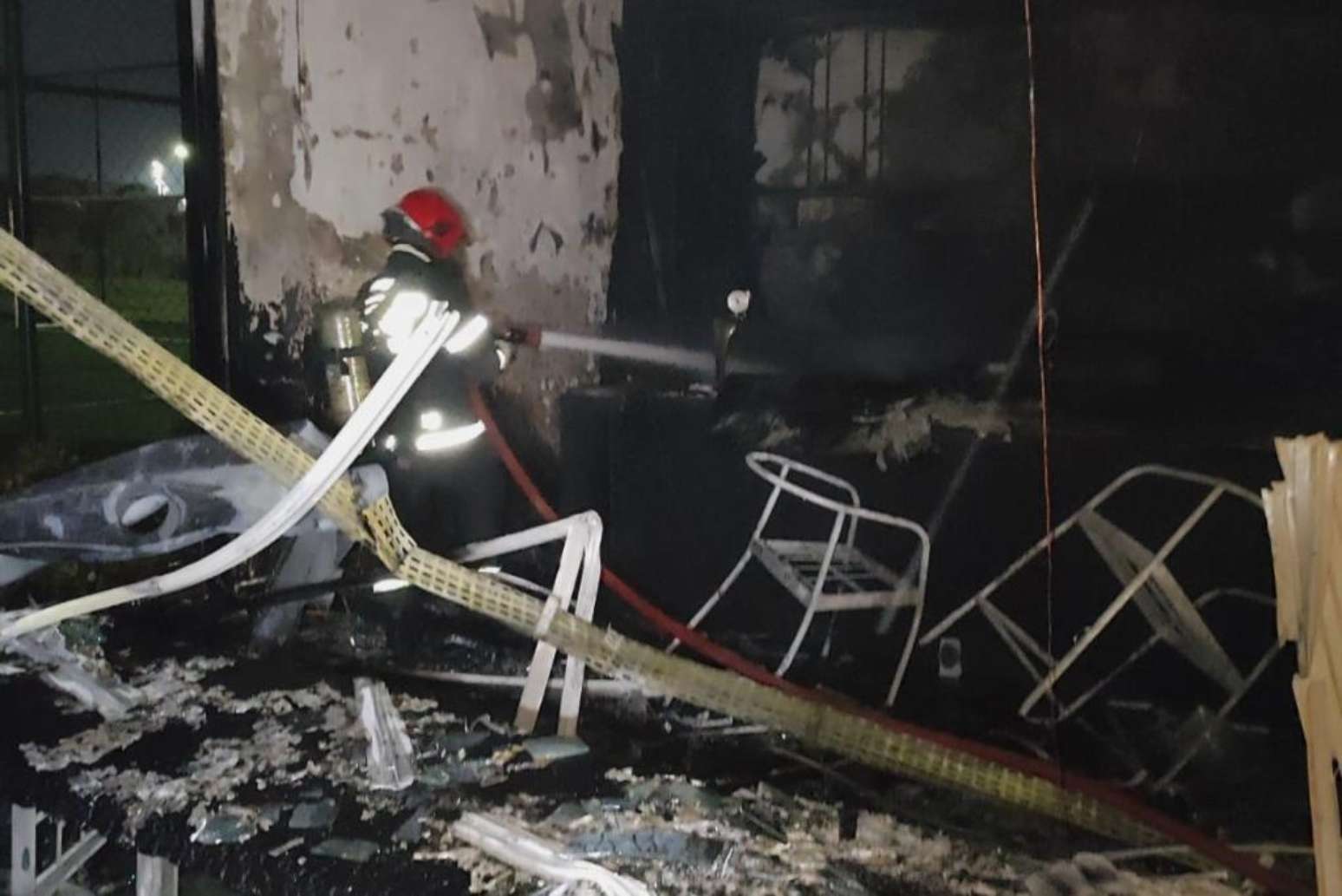 Explosão em Churrasqueira Deixa Feridos e Causa Incêndio em Condomínio ...