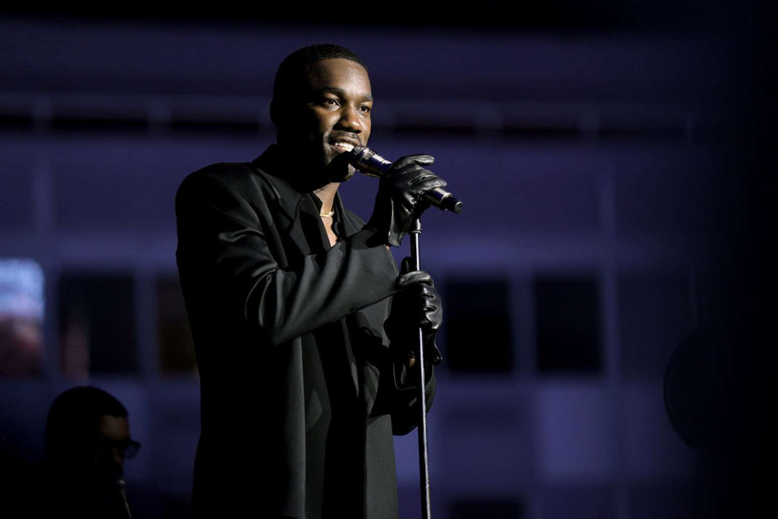 5 motivos para ouvir Givēon, promessa do R&B, segundo Rolling Stone