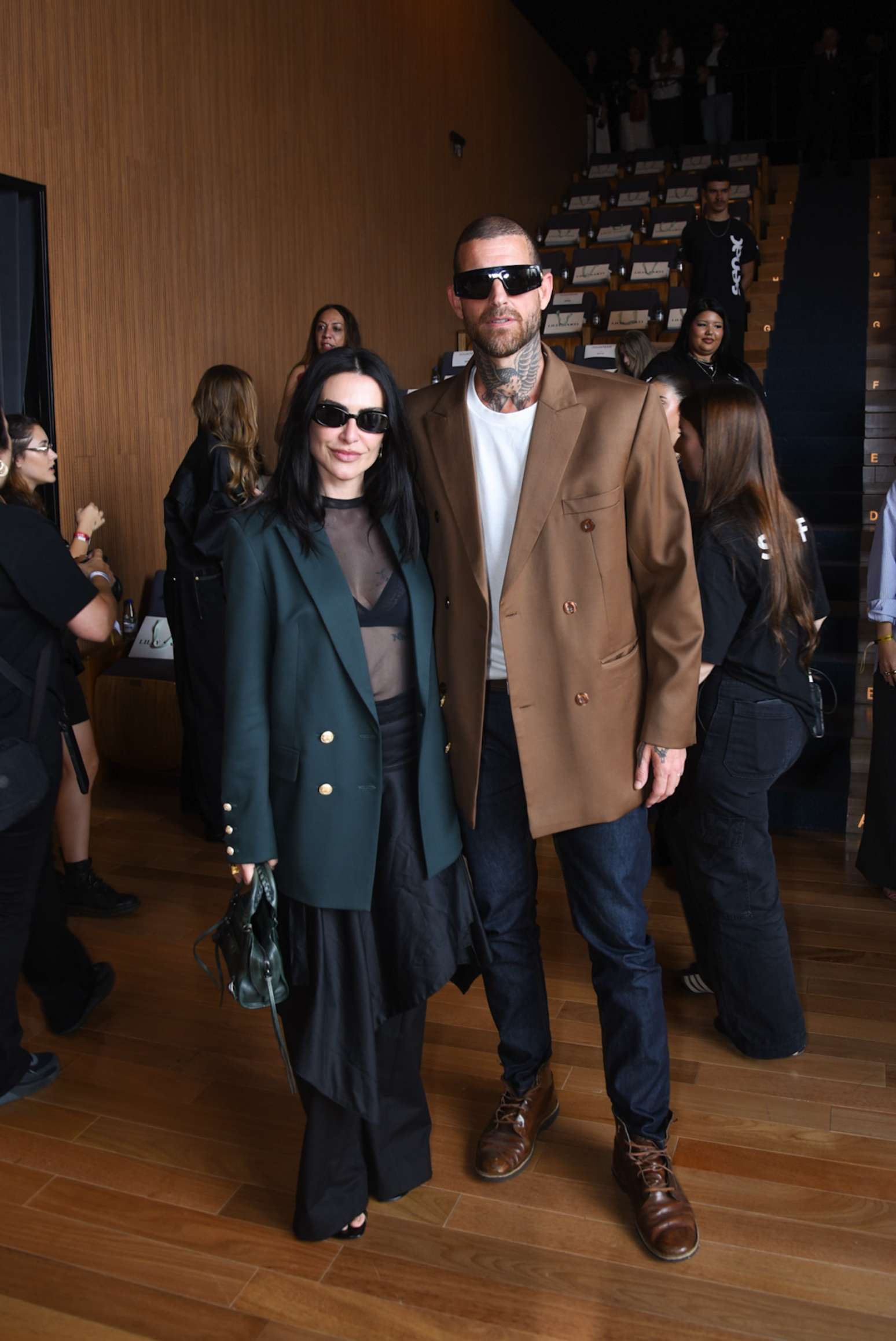 Cleo Pires dá dica no SPFW: 'eu me guio pelos básicos e clássicos'
