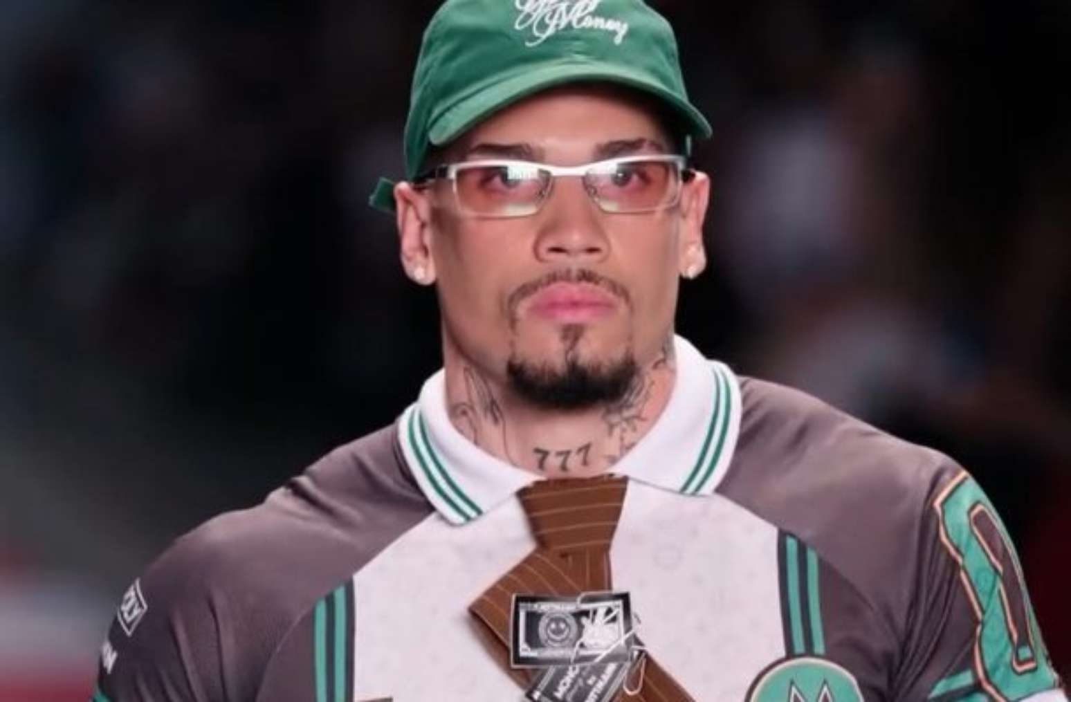 Estreante nas passarelas do SPFW, Paulinho usa moda como expressão: "Sou preto, sou macumbeiro"