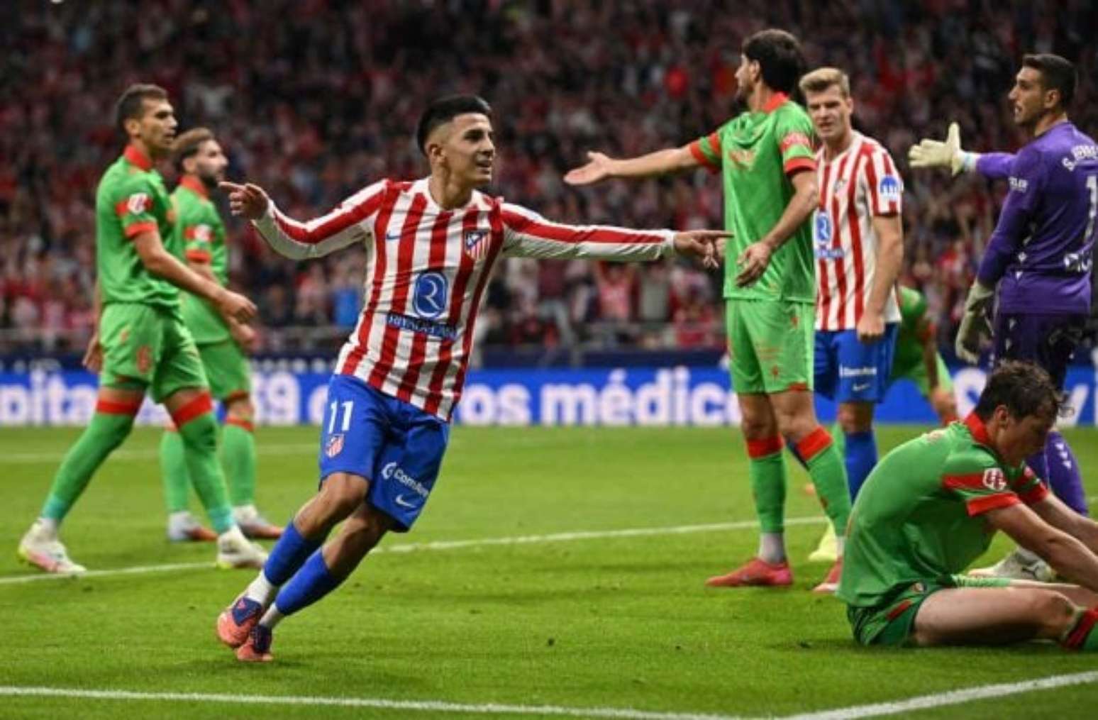 Atlético vence Osasuna com gol de Thiago Almada no Espanhol